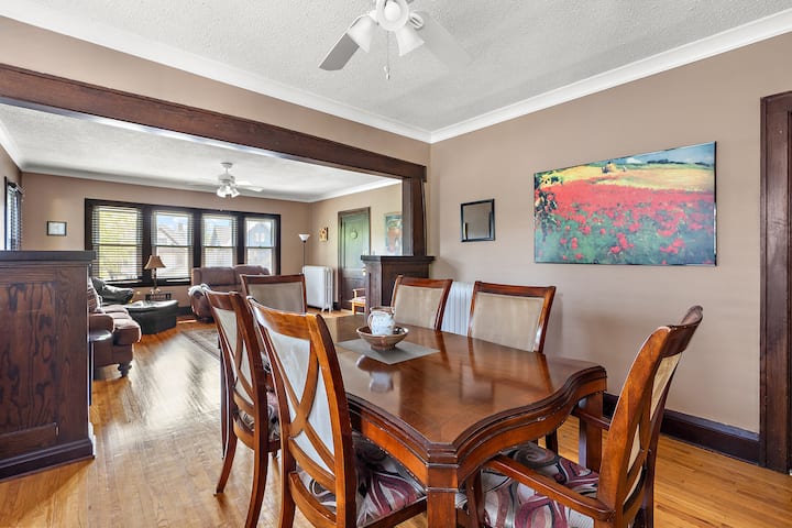 Bright Spacious St. Paul Duplex- Upper Level - Saint Paul, MN