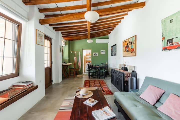 Marsha's Retreat - Paros