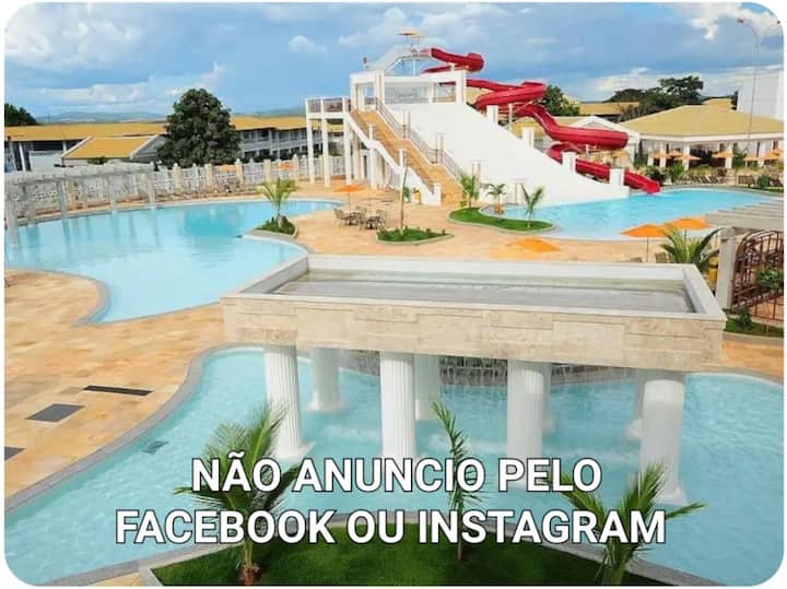 Apto 383 Com Fogão Lacqua Diroma Iv Caldas Novas - Caldas Novas