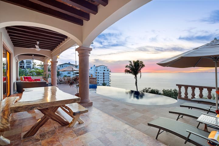 Villa Tres Palmas, Conchas Chinas, Puerto Vallarta - Puerto Vallarta