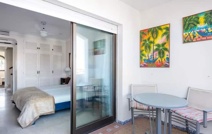 Chambre Avec Terrasse En Villa, Cuisine Et Parking - Costa del Sol