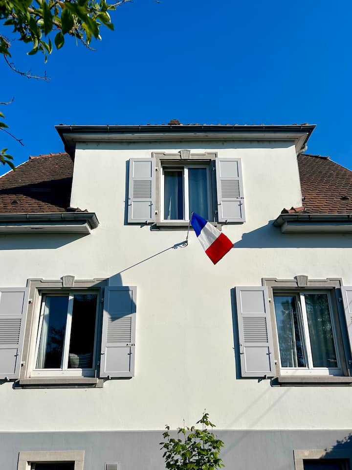 Superbe 2p 70m2 Proche Du Parlement Européen - Strasbourg