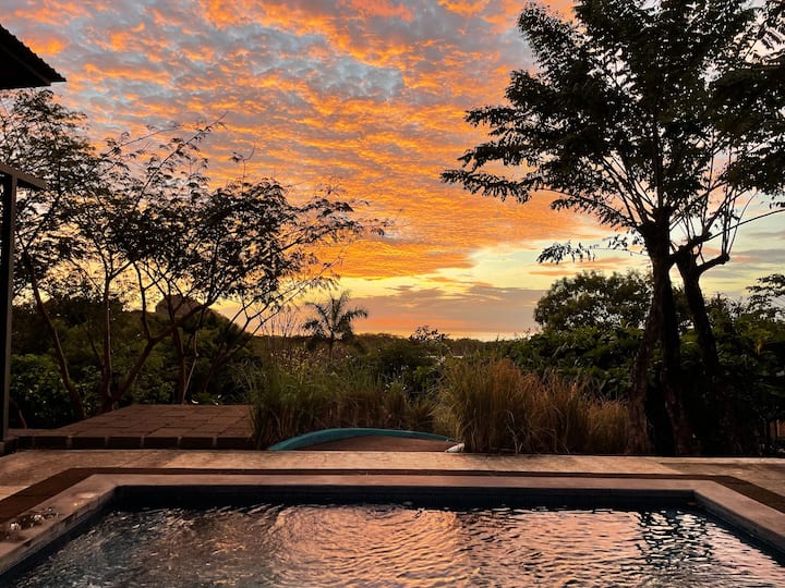 Ocean View Pool, A/c, Hot Water - Room At Brio - Nicaragua