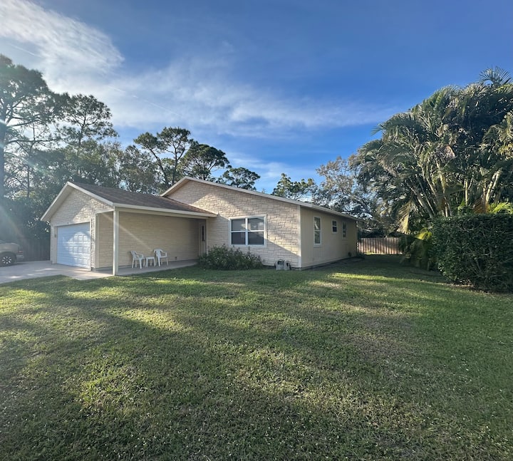 Sebastian Vacation Home Close To Sky Diving - Sebastian, FL