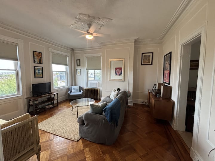 Skyline Views Charming Apartment Near Nyc - Jersey City