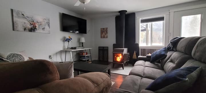 Moonlight Cabin - Princeton