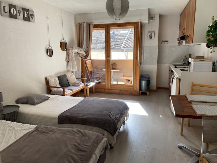 Joli Studio Emplacement Ideal Proche Des Thermes - Brides-les-Bains