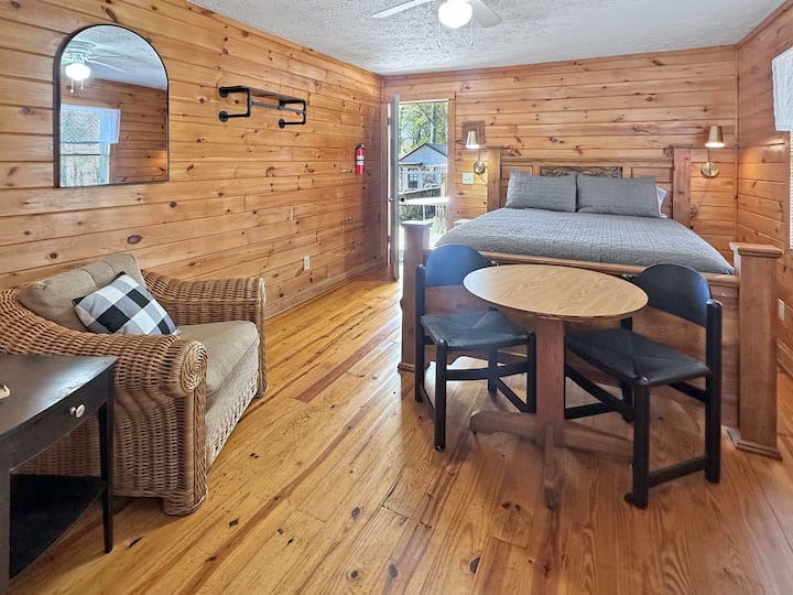 Blue Ridge Lodge -Mountain View - Blue Ridge, GA