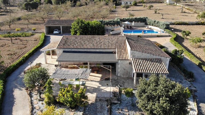 Finca Rural 12 Hostes · Piscina · Sense Veïns - Santa Margalida