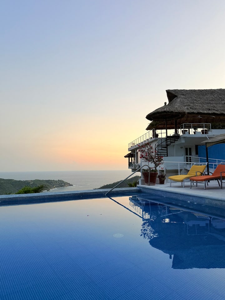 Amplia Villa Con Alberca Privada & Vista Mar - Acapulco de Juárez