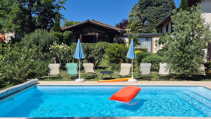 Confortable Dépendance+ Piscine Privée Proche Lyon - Écully