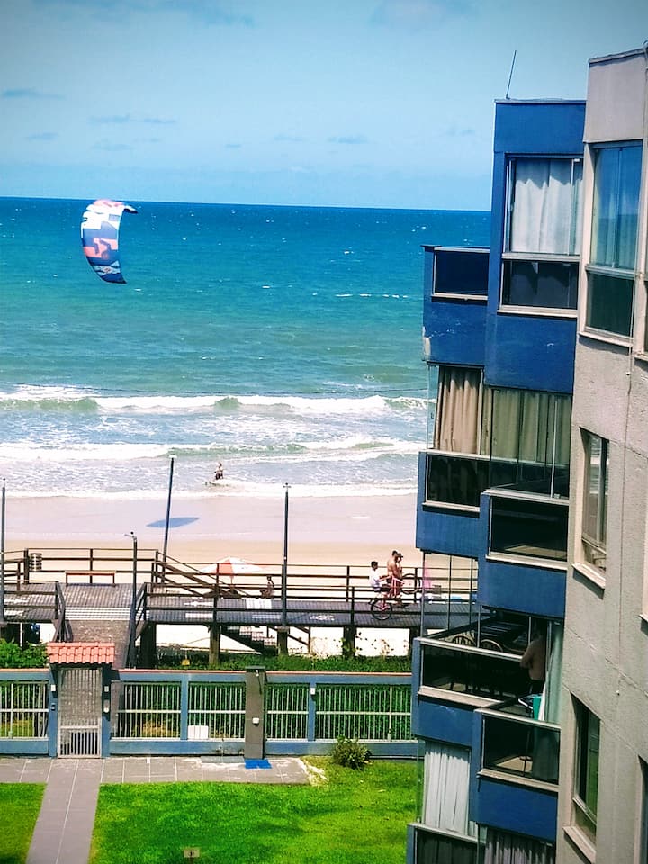 Cobertura Duplex Pé Na Areia, 3 Quartos Meia Praia - Itapema