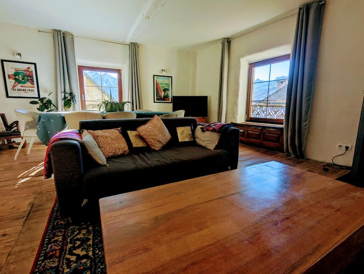 Appartement 150m2 Dans La Cité Vauban(avec Garage) - Briançon