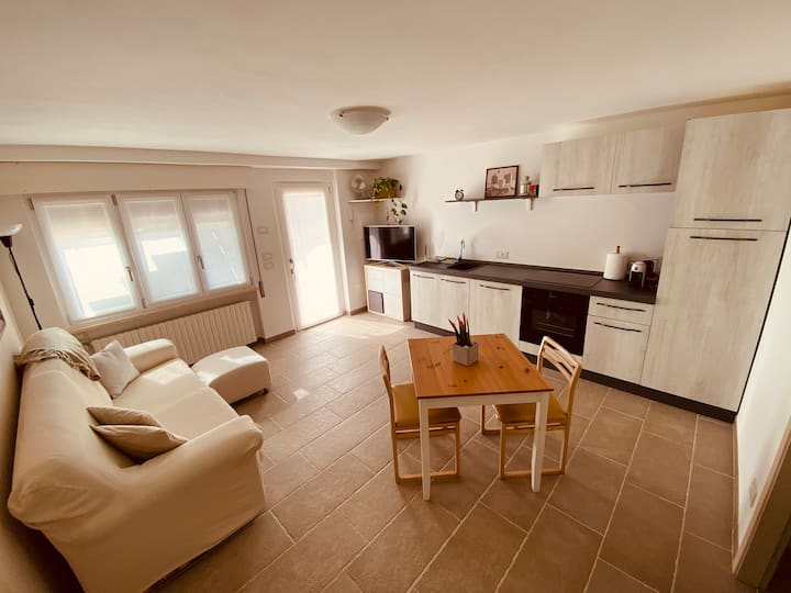 "No Name" Apartment - Toscolano-Maderno