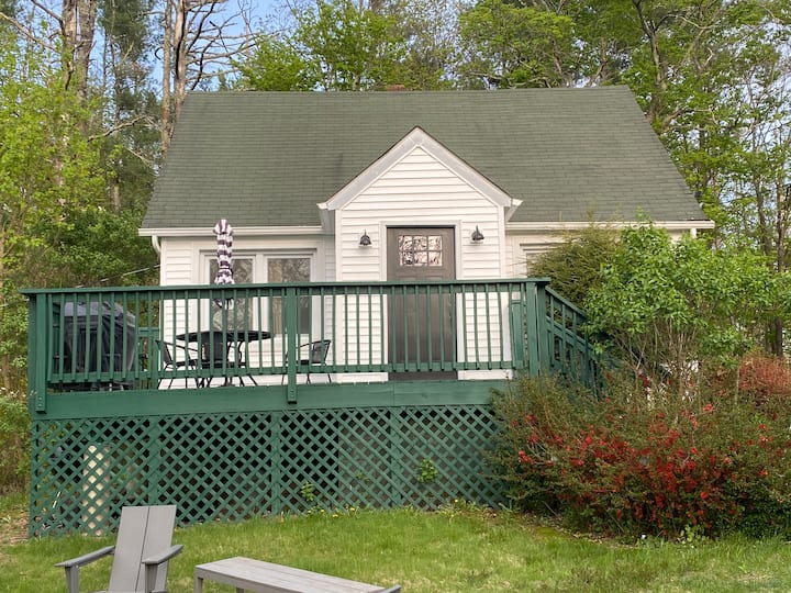 Cozy Upstate Getaway Near Woodstock & Saugerties - Woodstock, NY