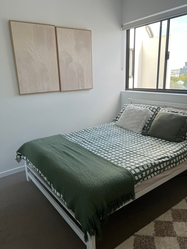 Modern, Central Apartment Close To Gabba & City - Windsor, Australia