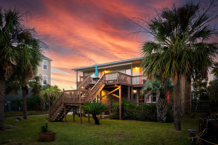Pelican's Porch On Folly Beach-oceanview - Folly Beach