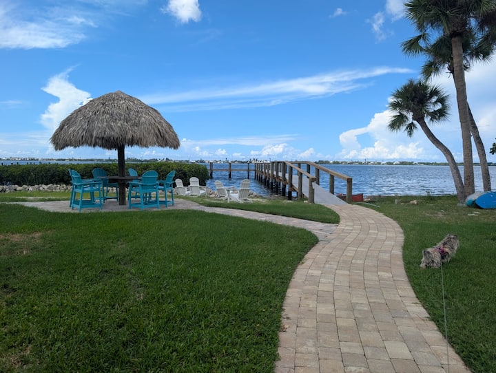 Tiki On The Bay - Englewood, FL