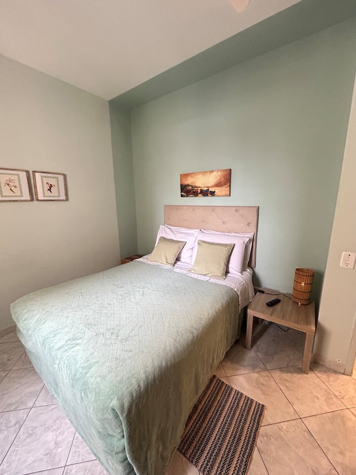 Ap 53 - 1 Dorm, óTima Localização, Garagem Coberta - Taubaté