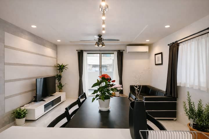 临近京瓷大阪巨蛋大正地铁站Jr环状线站，免費停车场*2，难波心斋桥电车7分钟直达，高级家电，全新別墅 - Osaka