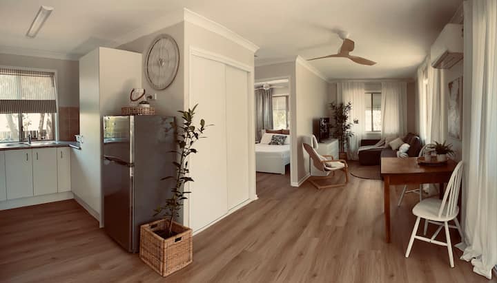 Charming Coastal Cottage -Length Of Stay Discounts - Marcoola