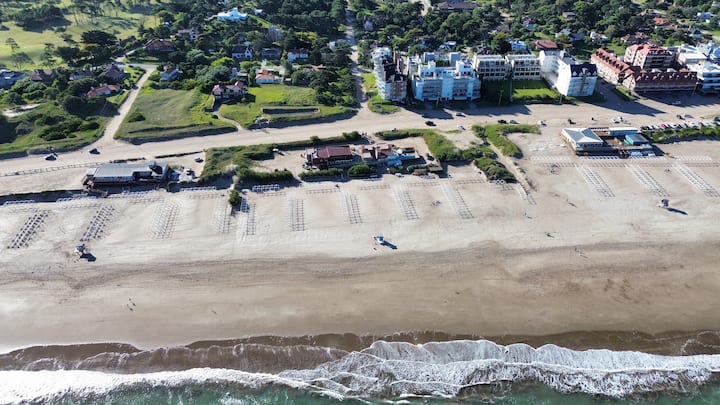 Espectacular Esquina Al Mar (Frente A Cocodrilo) - Pinamar