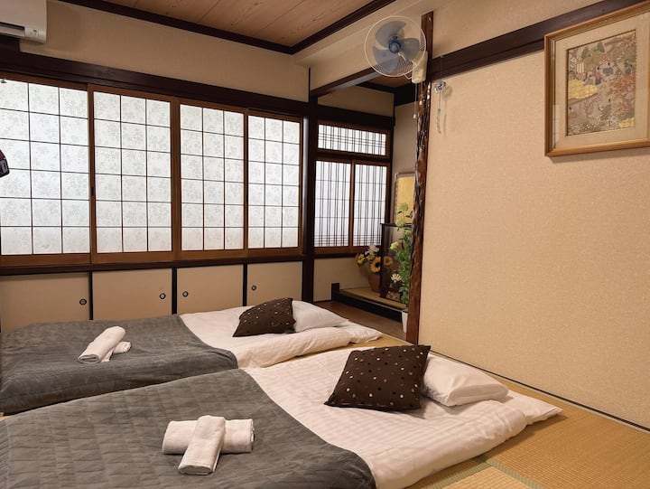 8ppl/201/10 Mins To Nankai Namba/dotonbori/8701 - Umeda