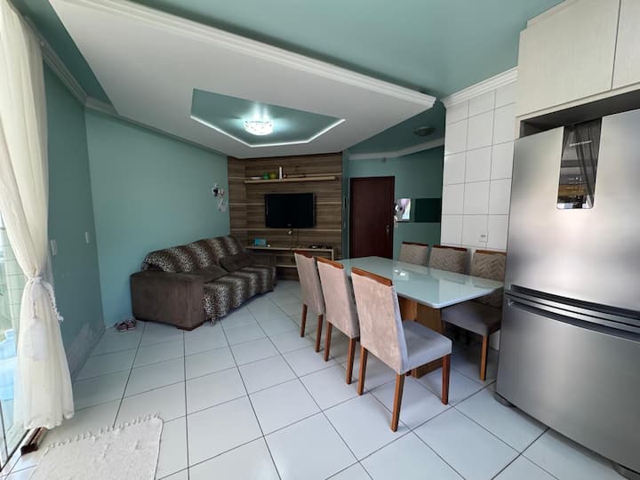 Casa Dois Andares Com Piscina - Praia De Palmas - Governador Celso Ramos