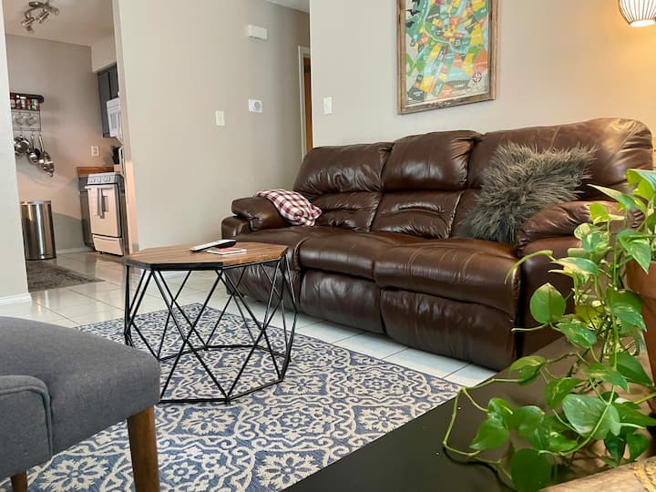 Cute South Atx Charmer! - Sunset Valley, TX