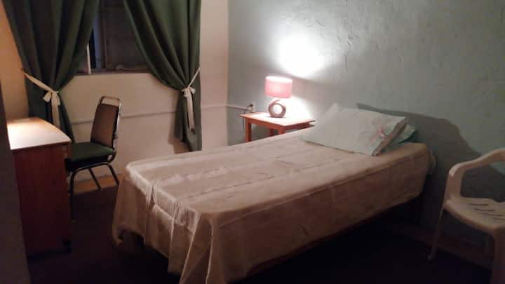 Habitación Amueblada En Zona Centro (Andromeda) - 瓜納華托