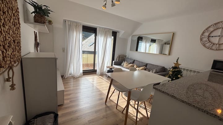 Beautiful Penthouse With Views And Hut 5049 - Andorra