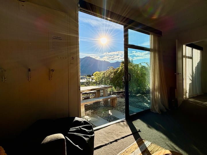 Villa C With All You Need! Long Stay Discounts - Wanaka