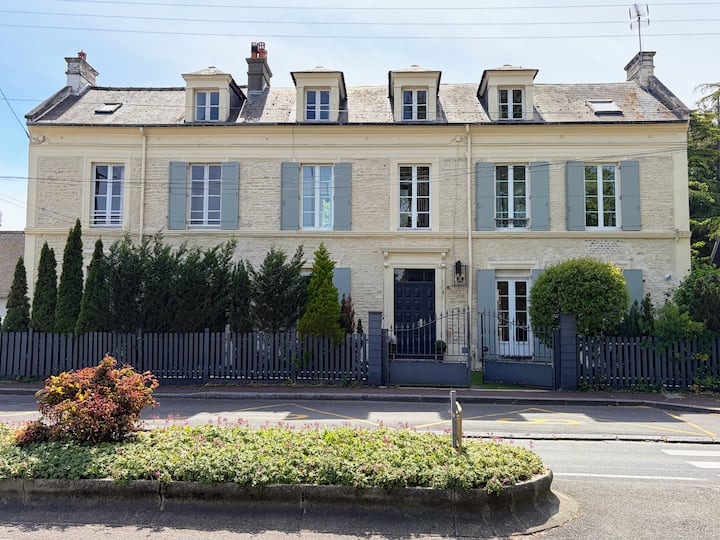 1880, Relais De Poste Rénové, Centre-ville, Jardin - Cabourg