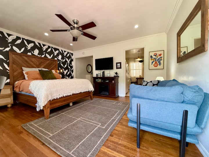 License To Chill Studio - Long Beach, CA