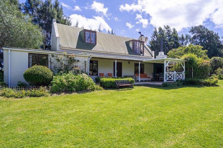 Pepper Tree Cottage @ Reeden Lodge - Franschhoek