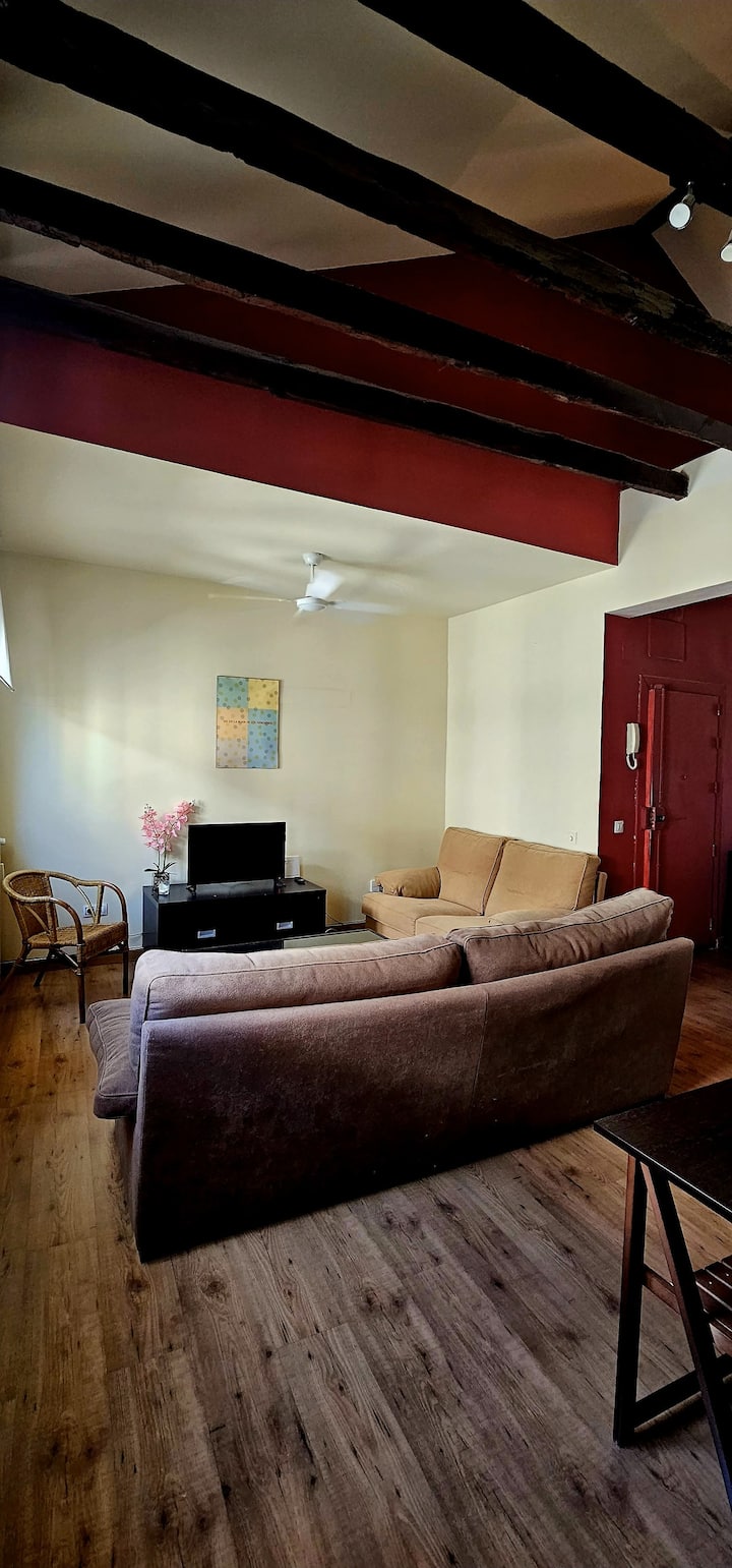 Big Apartment In Chamberí - Madrid