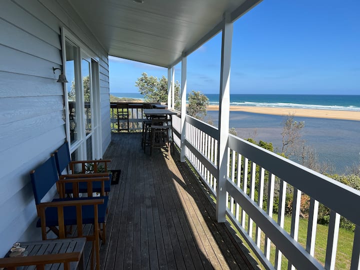 Sandycove - Lakes Entrance