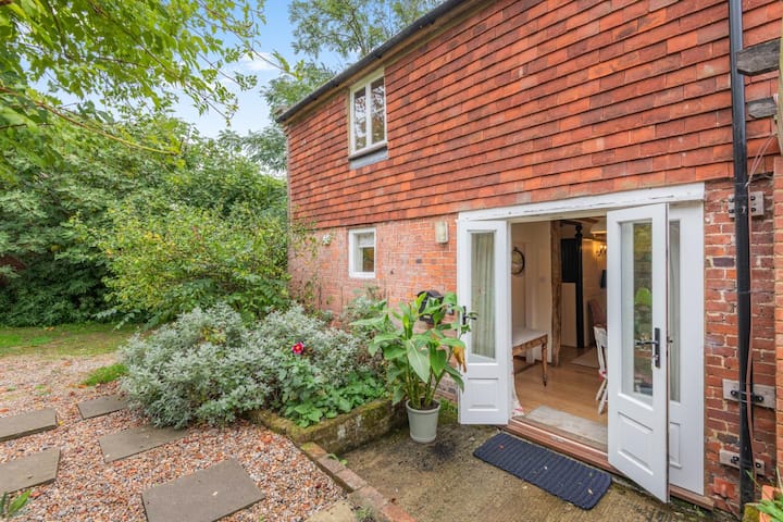 2 Bed In Rolvenden (Oc-tn563) - Kent