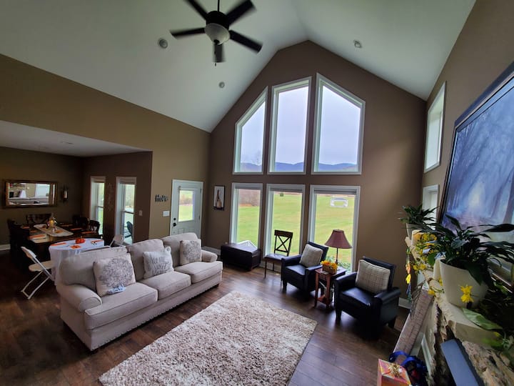 Peaceful Home Near Hays, Sparta, Stone Mountain - Stone Mountain State Park, Roaring Gap