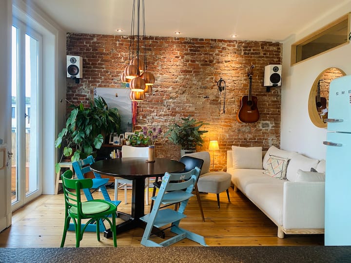 Beautiful Apartment W/ Balcony In Schanzenviertel - Hambourg