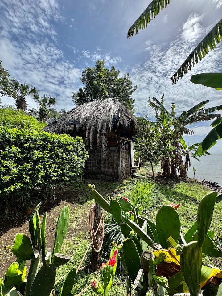 Ometepe Rustic Lakefront Cabin Of Love - Nicaragua