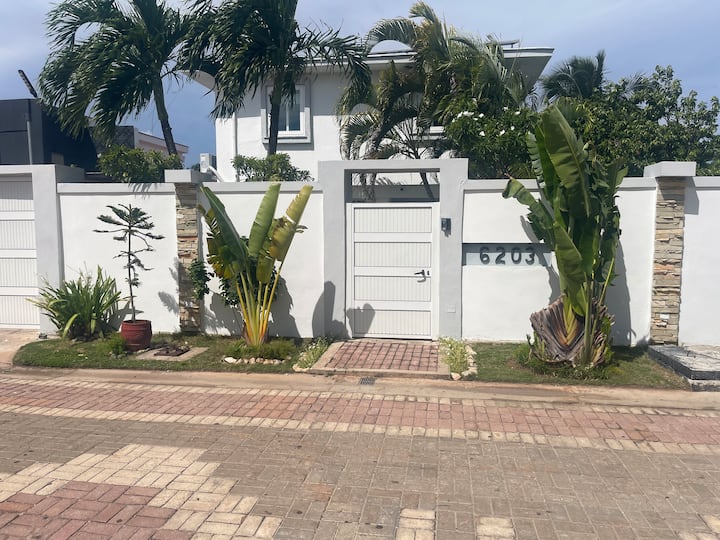 Apartment With Small Kitchen New Boulevard - Varadero