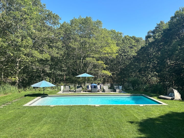 Outdoor Living Ideal Location Resort Inspired Yard - Sag Harbor, NY