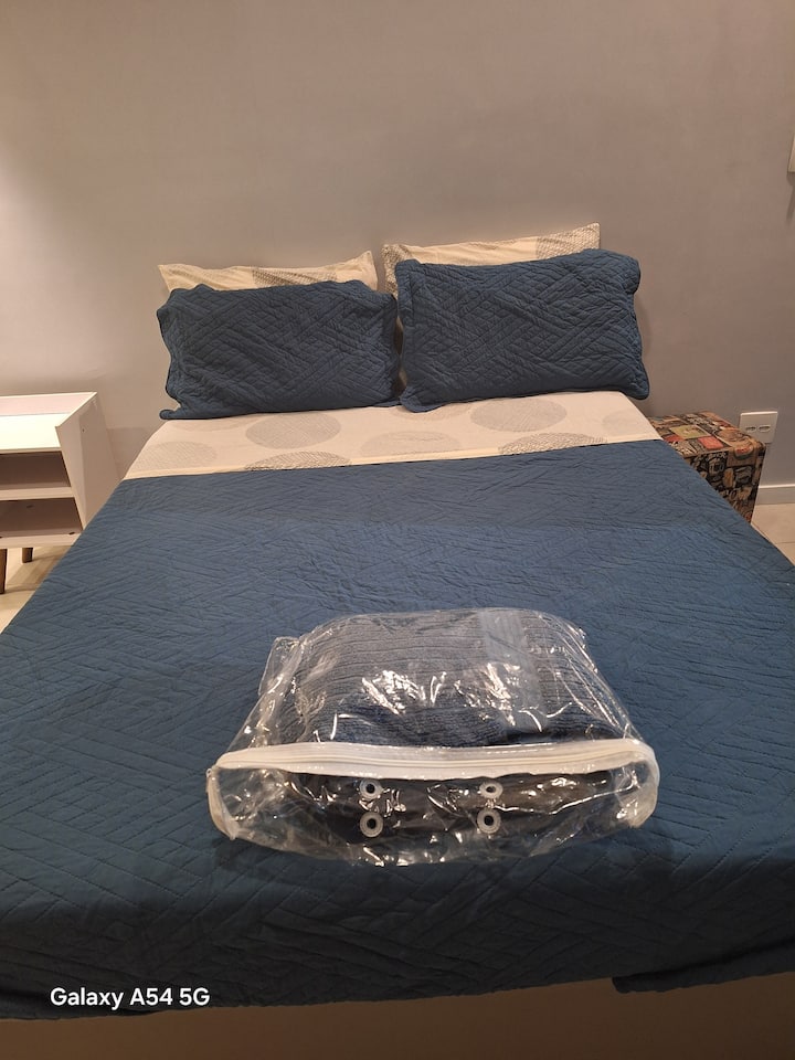 Studio In Catete Metro Station - Glória