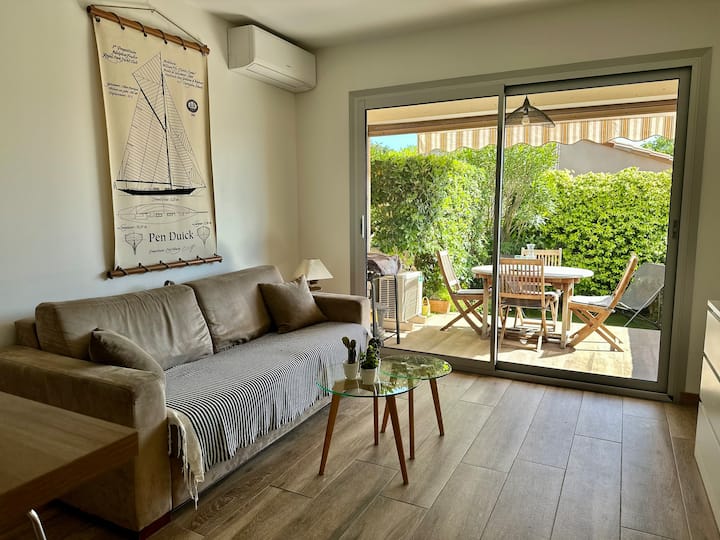 4 Pers Plage & Port à Pied, Jardin, Clim, Parking - Sanary-sur-Mer
