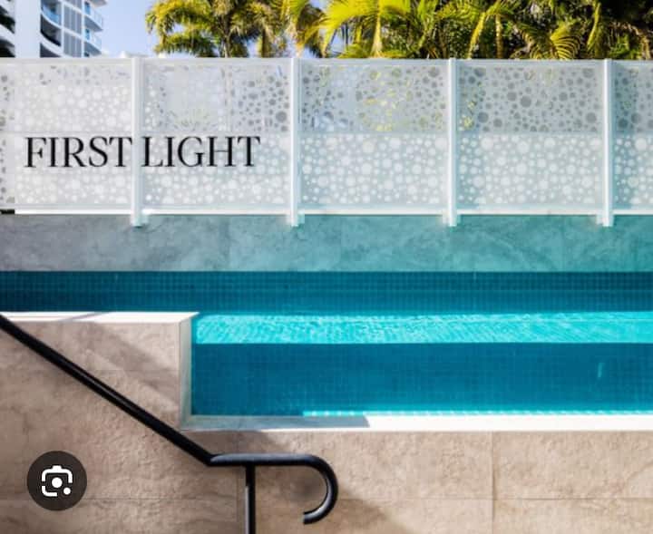 Mooloolaba Unit, Ocean Views & 150m From The Beach - Mooloolaba
