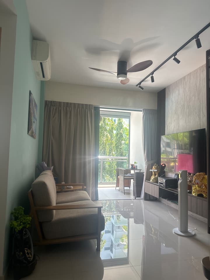 Cozy Room At East With Friendly Owner - Punggol