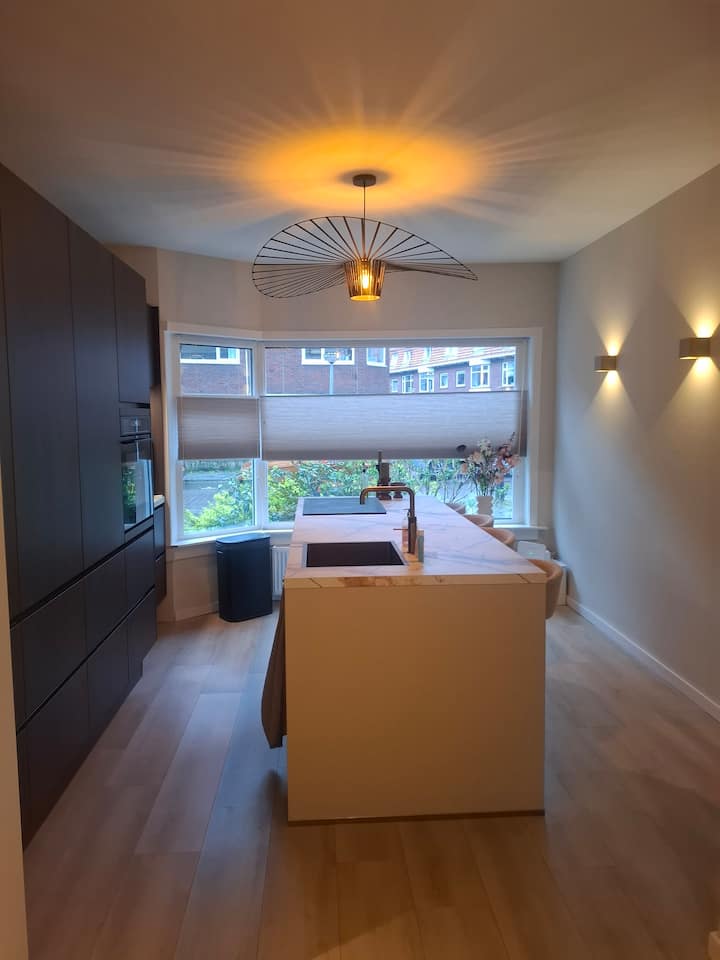 Ruime Gezinswoning In Groningen - Groningue