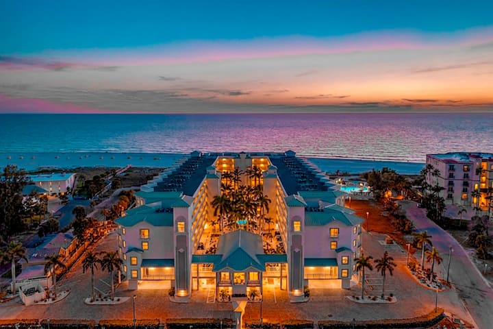 Escape To Paradise On Treasure Island - Treasure Island, FL