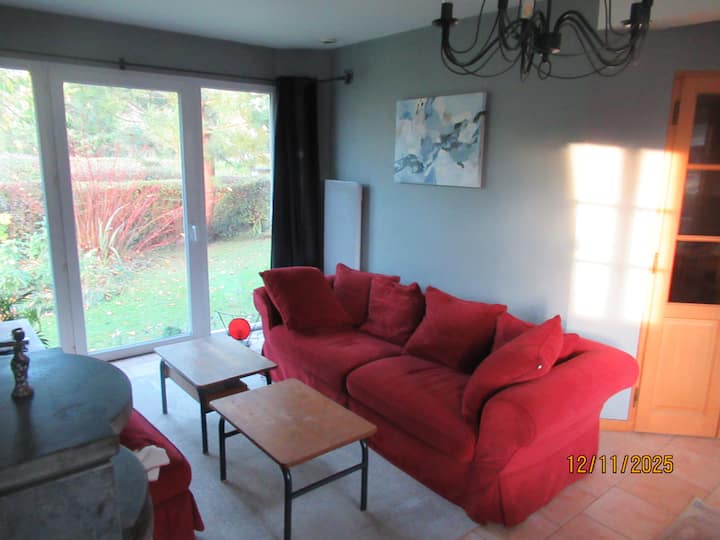 Maison Entière, 10 Personnes, 400 M De La Plage. - France